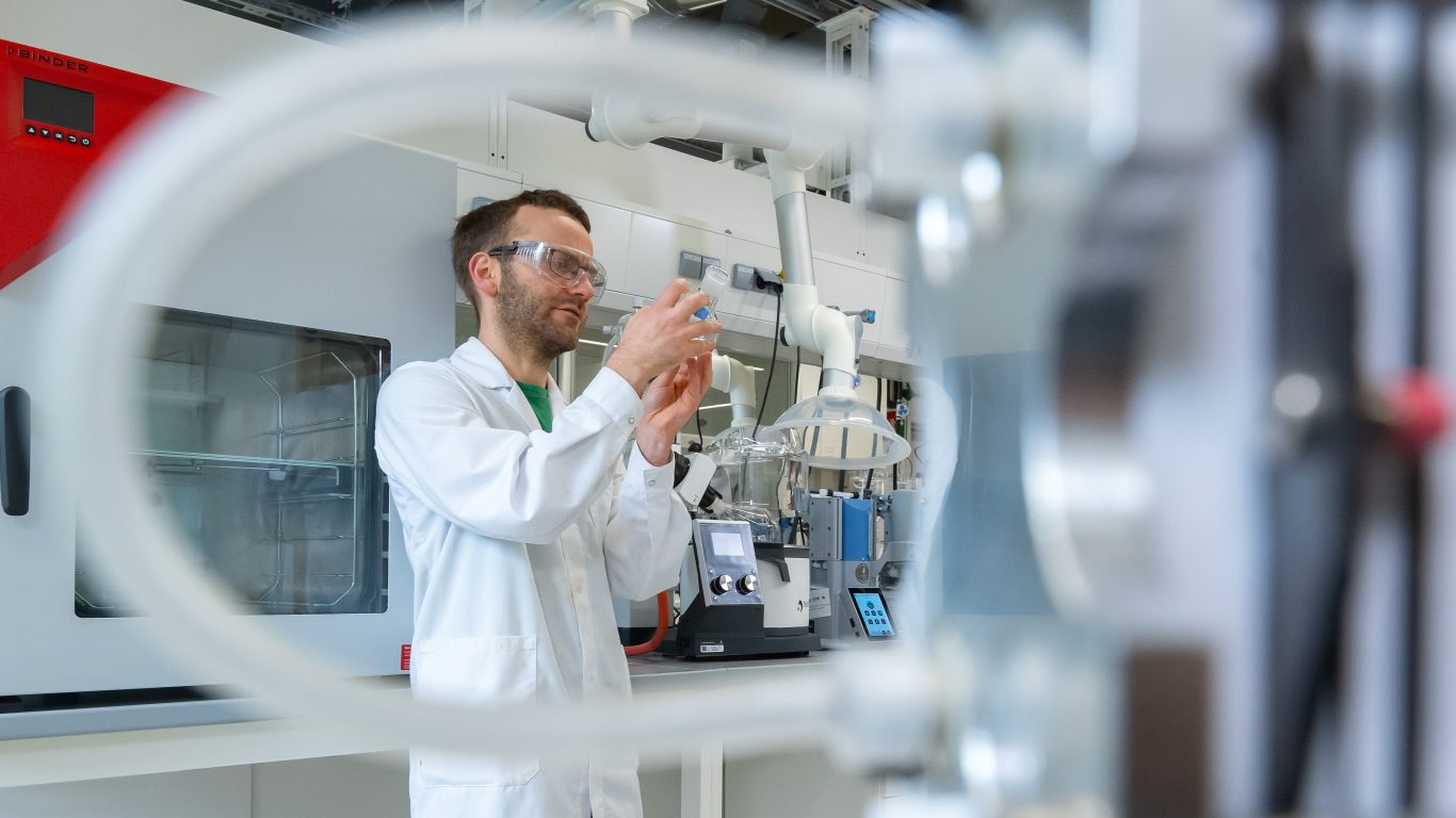 Career | HIPOLE Jena - Helmholtz Institut for Polymers in Energy ...